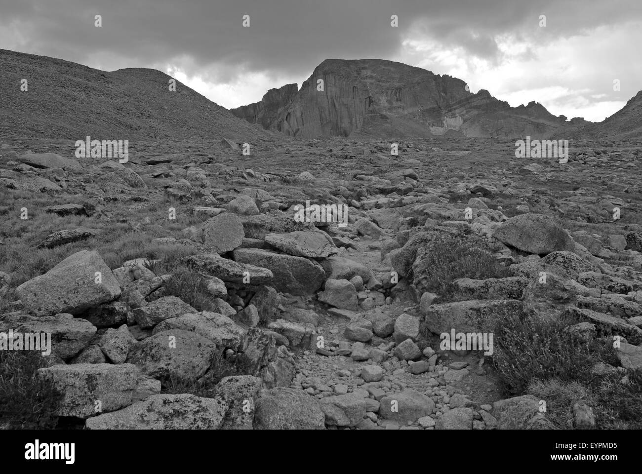 Longs peak camping hi-res stock photography and images - Alamy