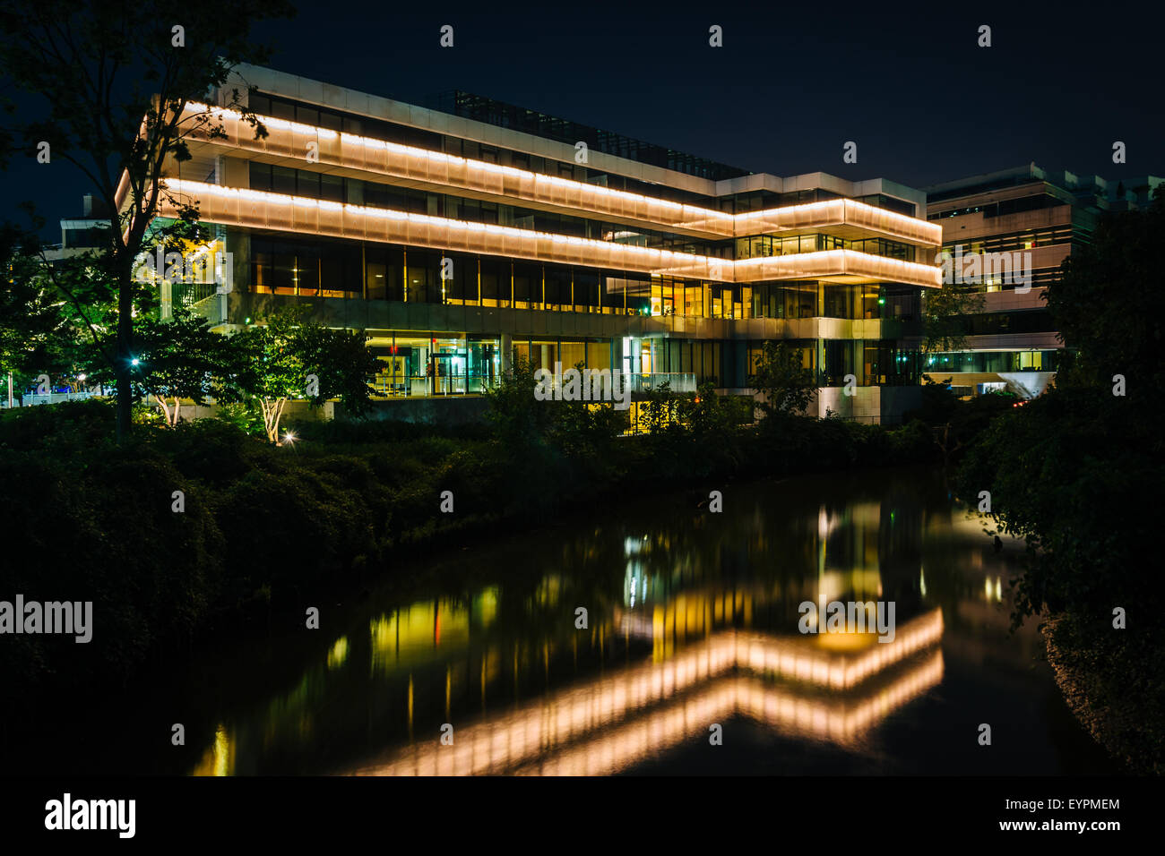 Embassy exterior building hi-res stock photography and images - Alamy