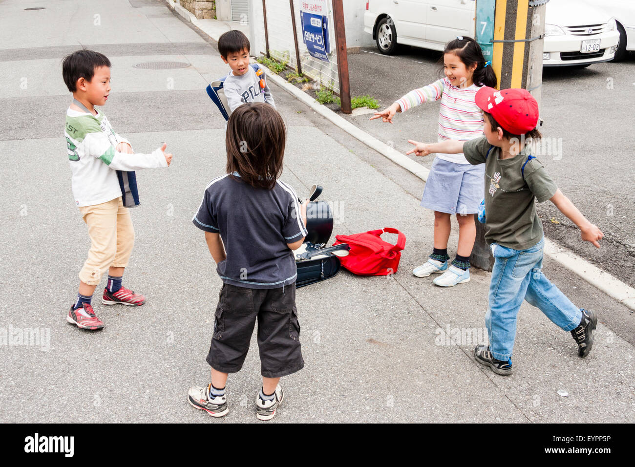 Group five boys one girl hi-res stock photography and images - Alamy