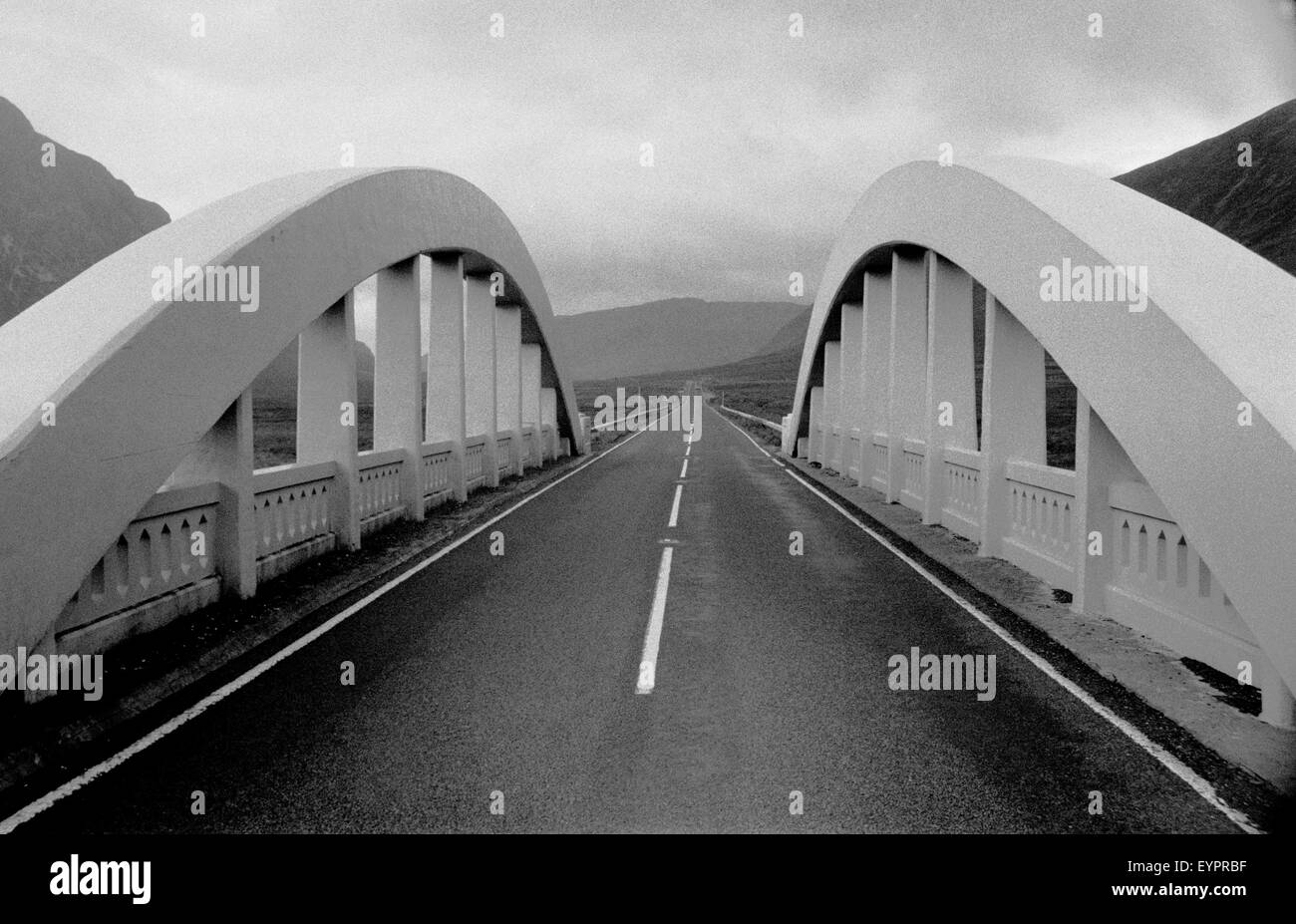 bridge in scottish highlands Stock Photo - Alamy