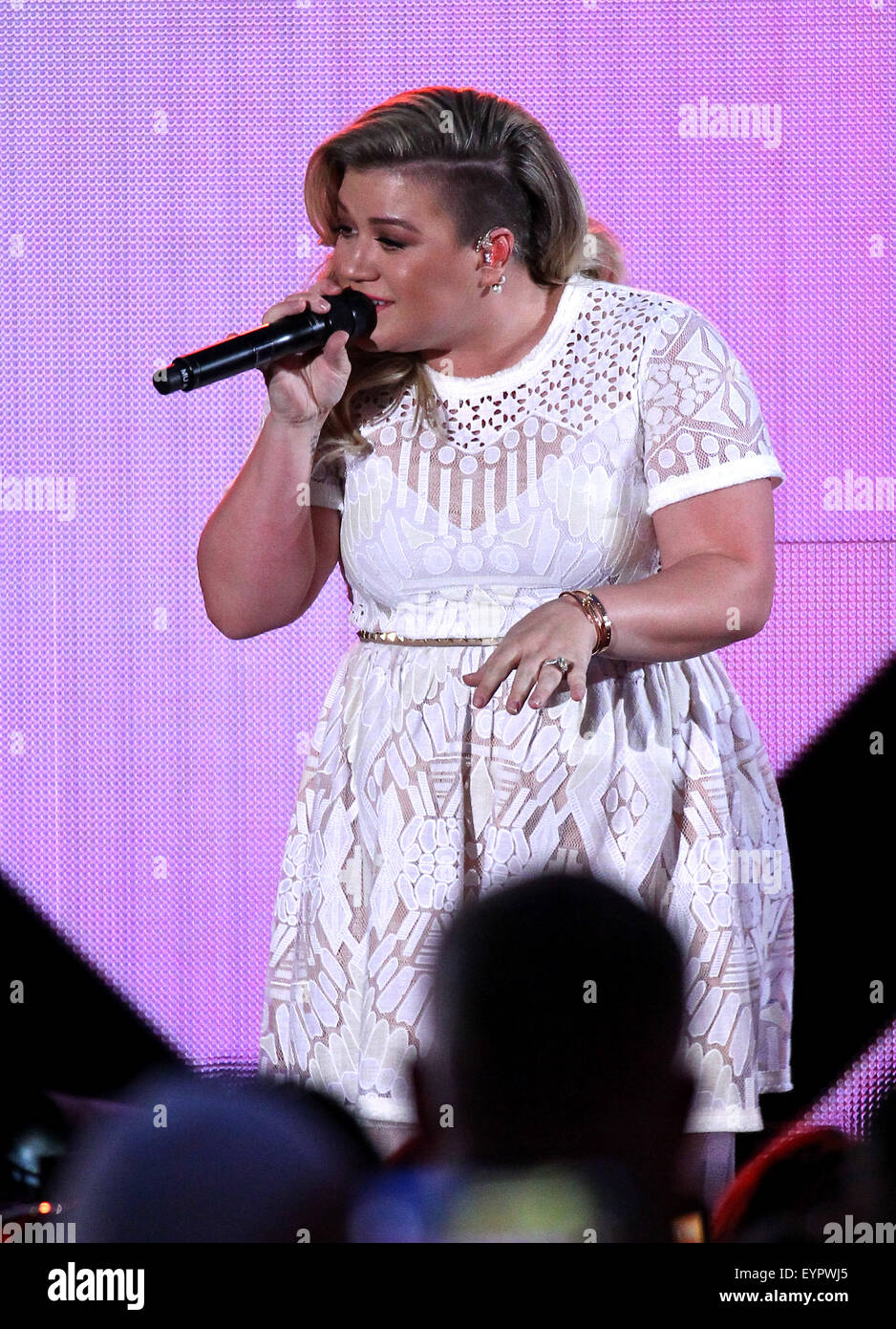 iHeartRadio Summer Pool Party Concert at Caesars Palace Resort & Hotel ...