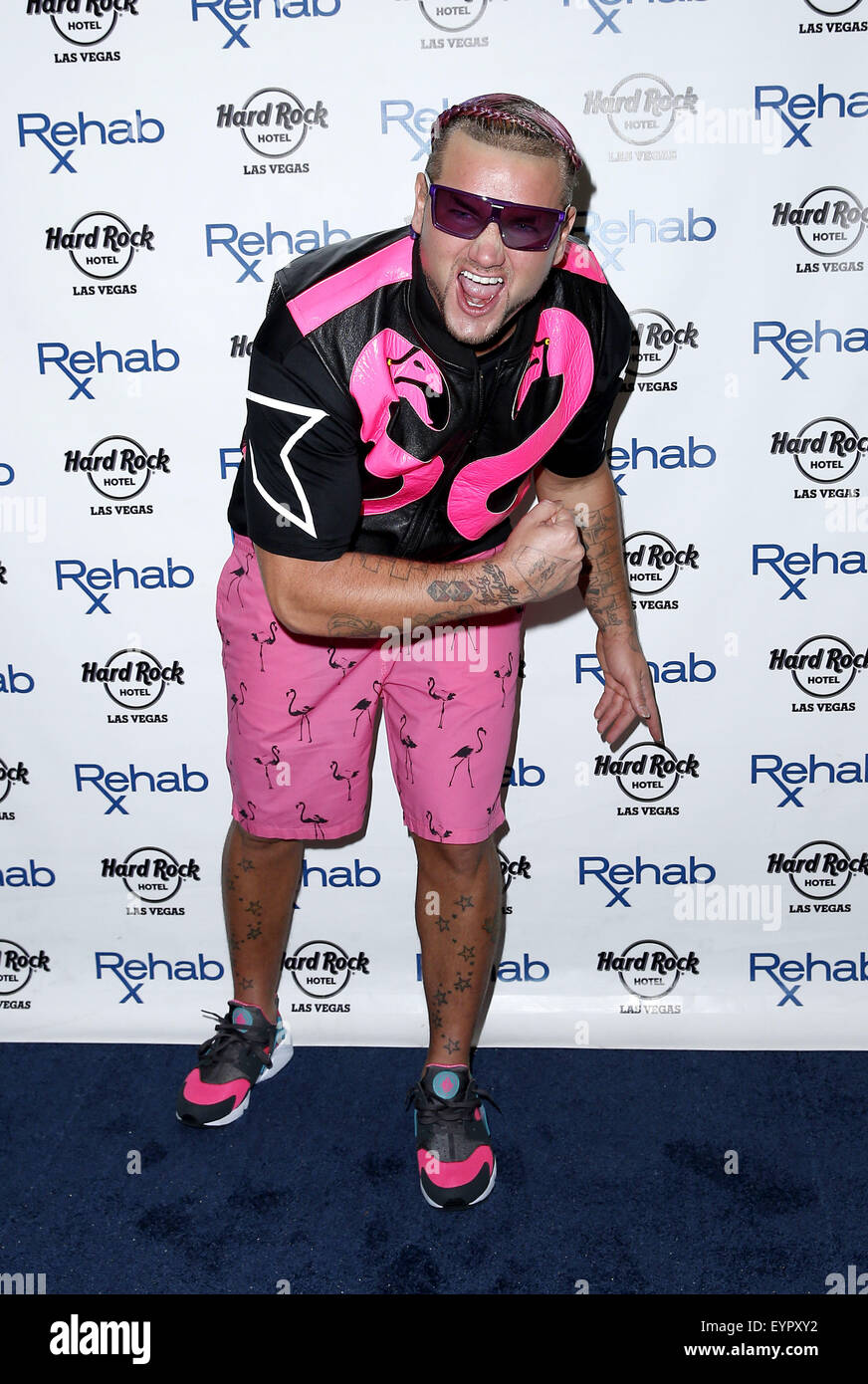 Riff Raff Caps Off The Weekend With a Performance at REHAB at Hard Rock ...