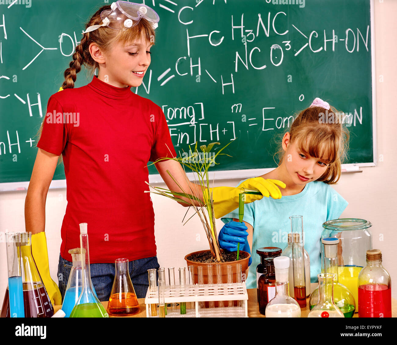 Child in chemistry class Stock Photo - Alamy