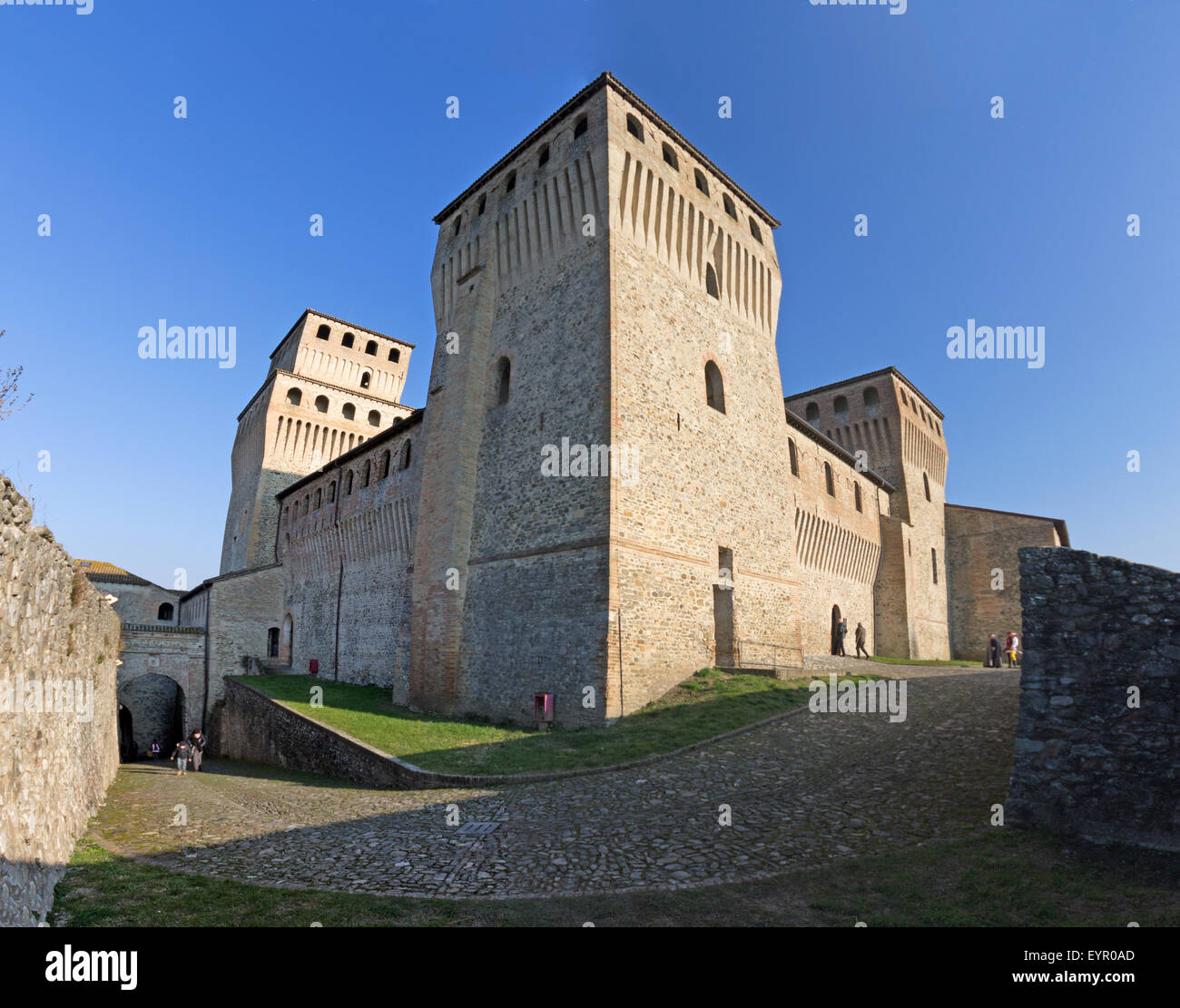 Chateau de torrechiara hi-res stock photography and images - Alamy