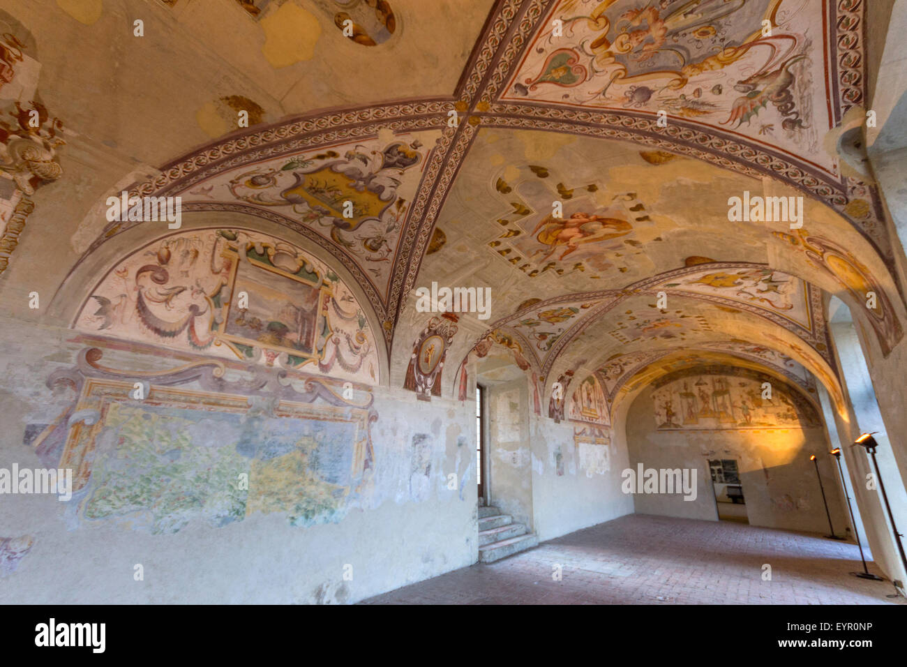 Chateau de torrechiara hi-res stock photography and images - Alamy