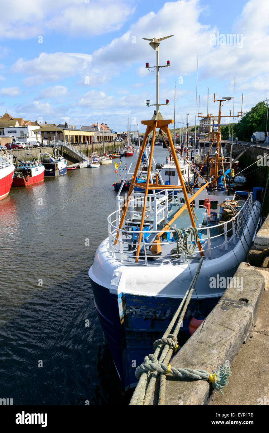 Boat river mooring hi-res stock photography and images - Alamy
