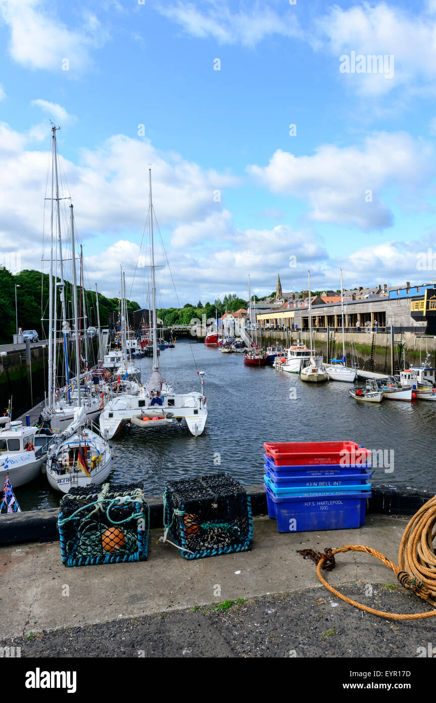 The ship eyemouth hi-res stock photography and images - Alamy