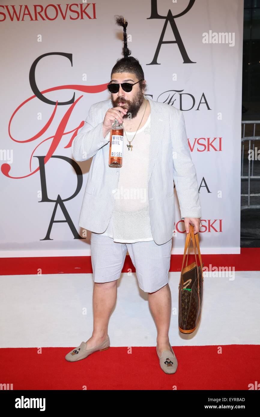 2015 CFDA Fashion Awards at Alice Tully Hall, Lincoln Center - Arrivals ...