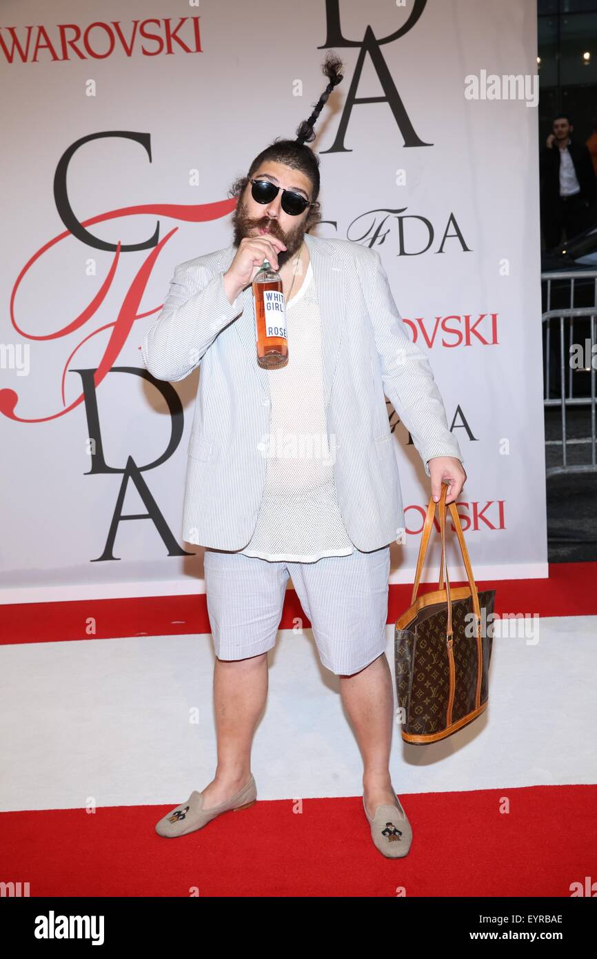 2015 CFDA Fashion Awards at Alice Tully Hall, Lincoln Center - Arrivals ...