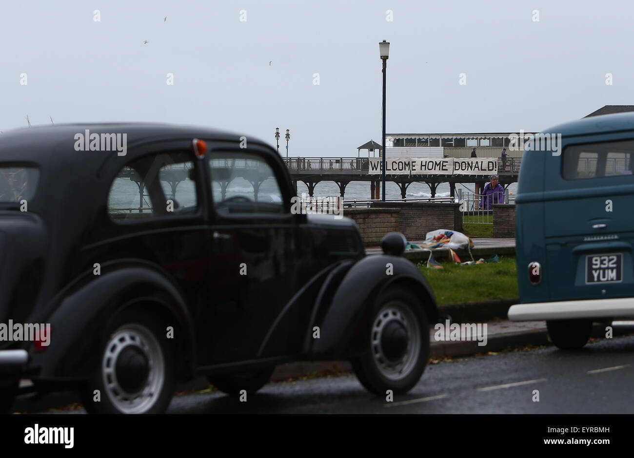 David Thewlis and Jonathan Bailey film a scene for the as yet untitled ...