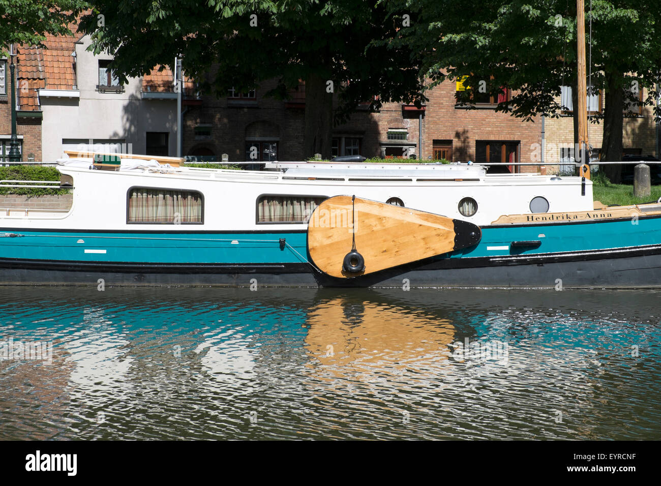 Living boat hi-res stock photography and images - Alamy