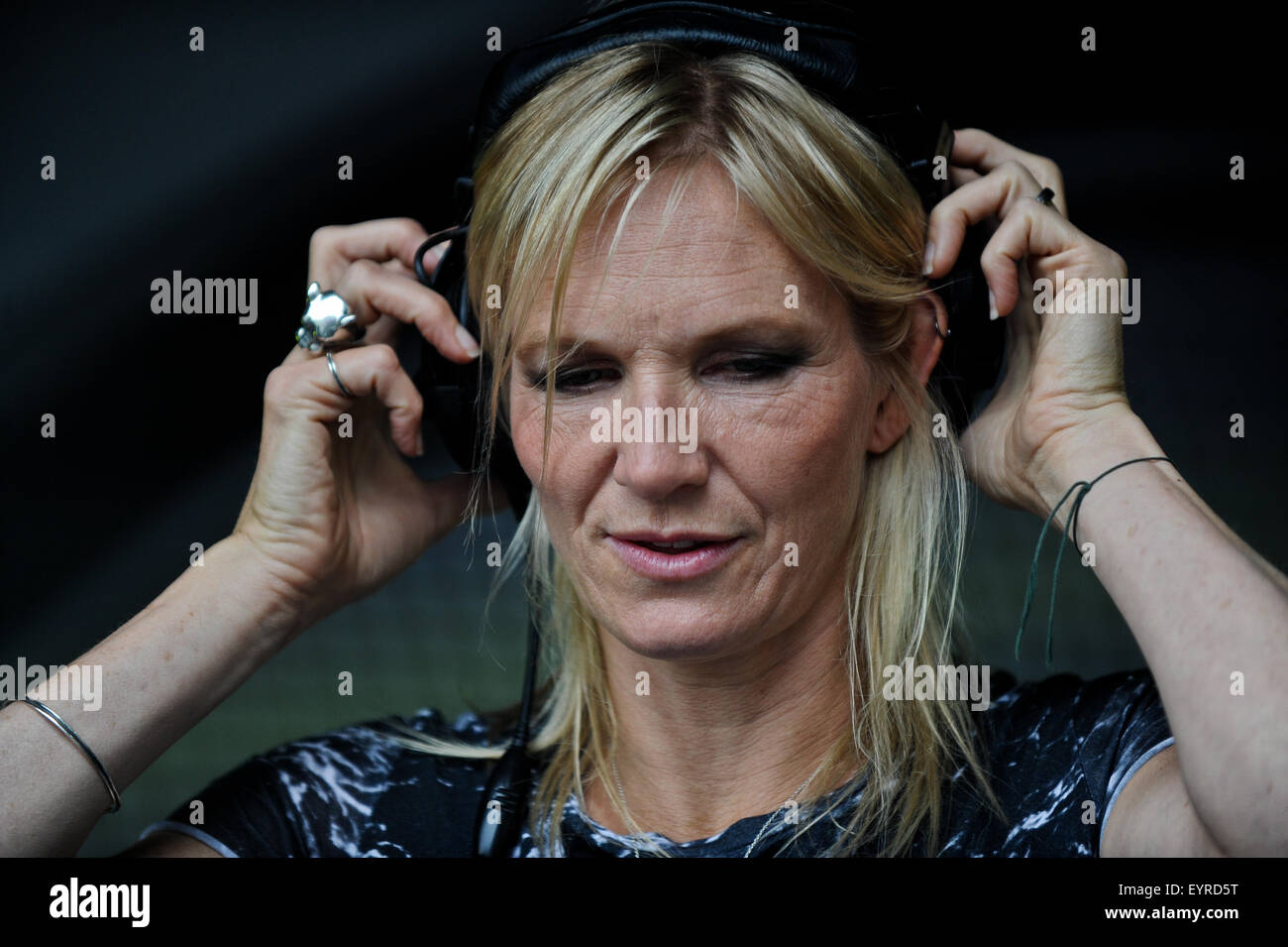 Jo whiley hi-res stock photography and images - Alamy
