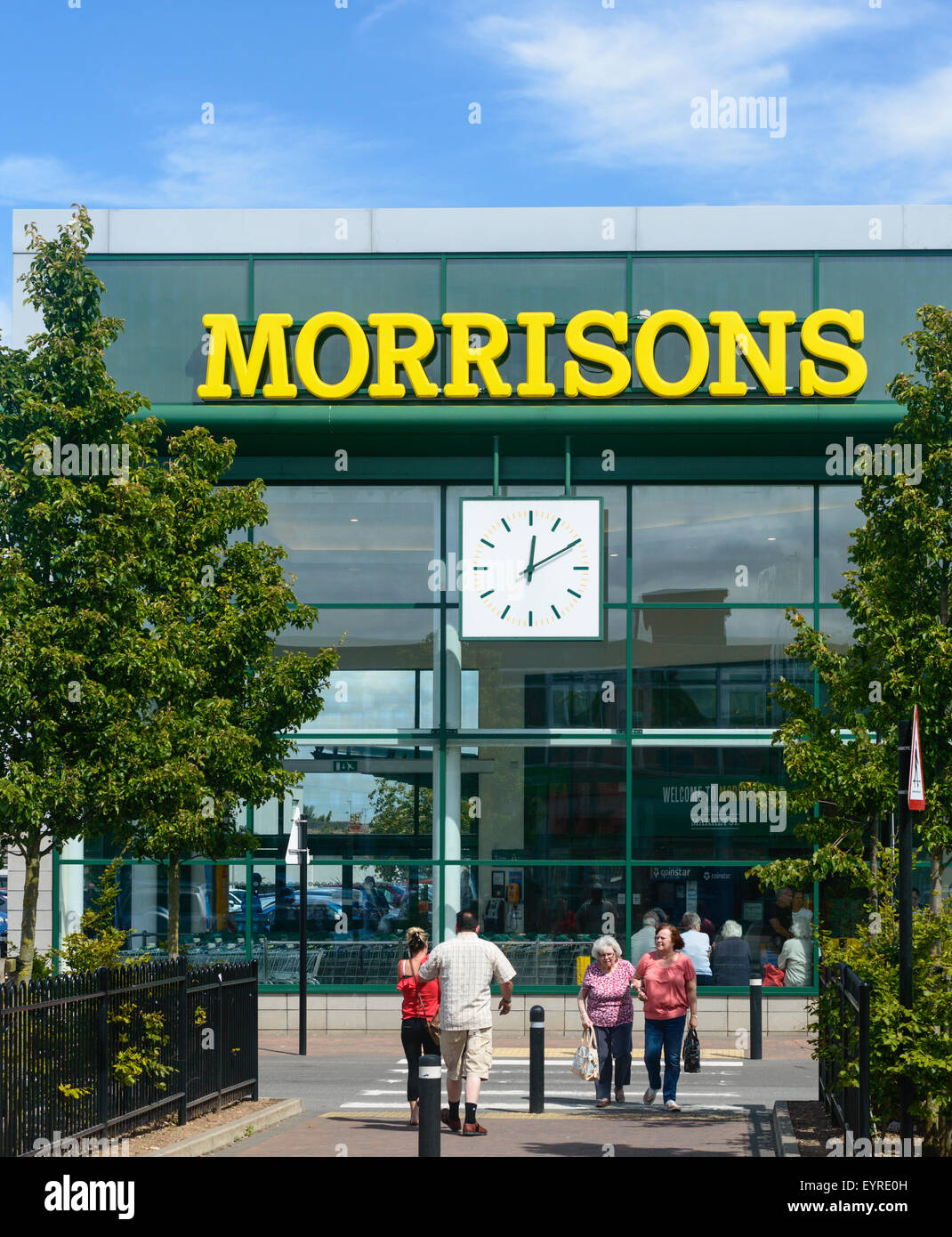 Uk england morrisons supermarket shop outside sign entrance hi-res ...