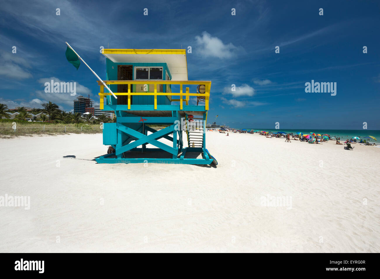 Lifeguard station miami hi-res stock photography and images - Alamy