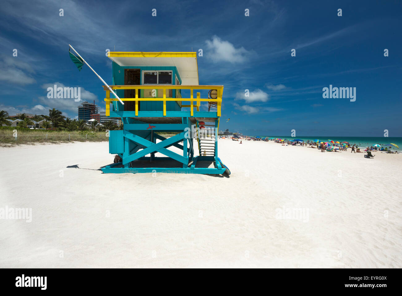 Lifeguard station miami hi-res stock photography and images - Alamy