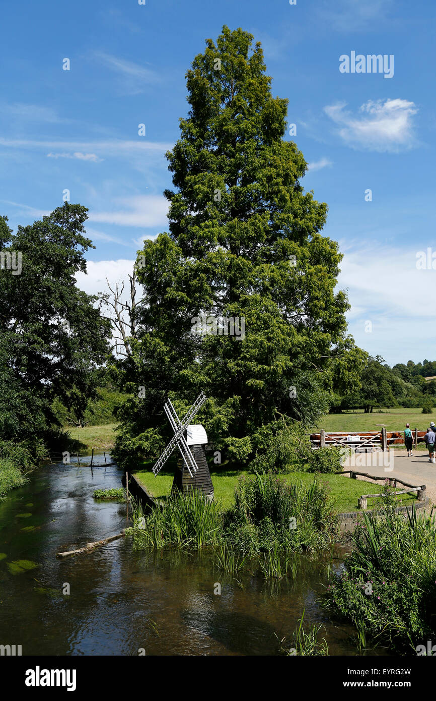 Rural village in kent uk hi-res stock photography and images - Alamy