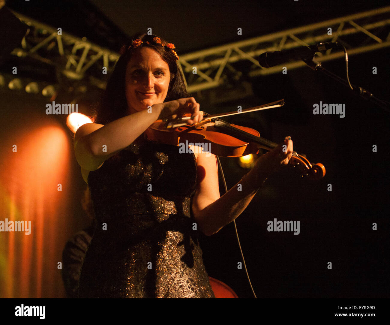 Singer nancy hi-res stock photography and images - Alamy