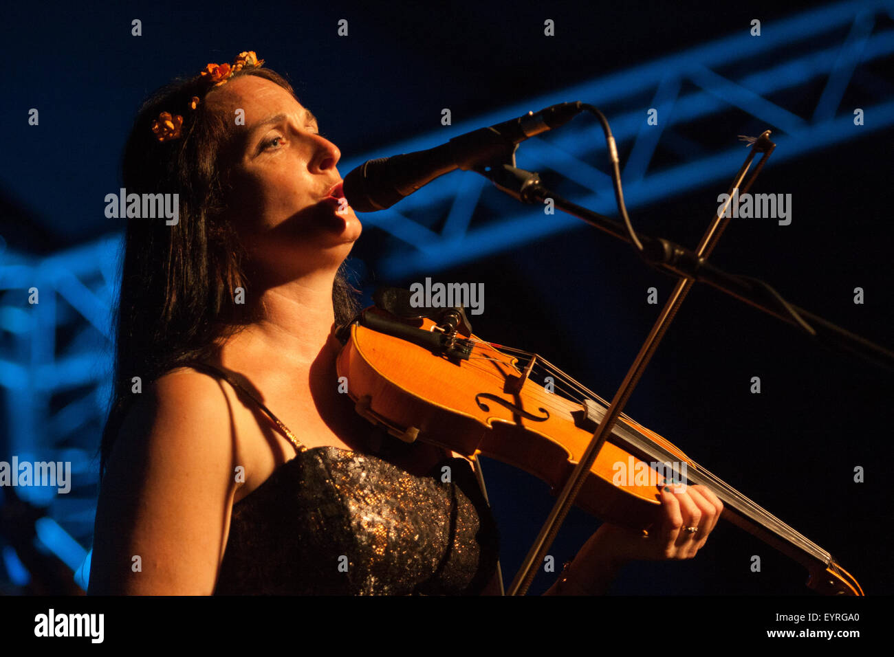 Singer nancy hi-res stock photography and images - Alamy