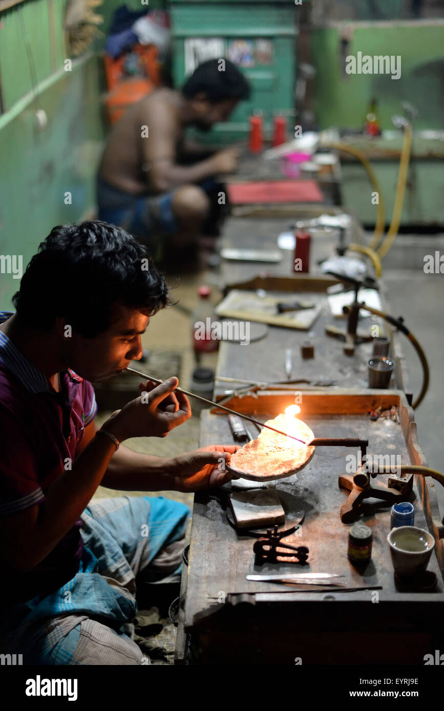 Indian goldsmiths hi-res stock photography and images - Alamy