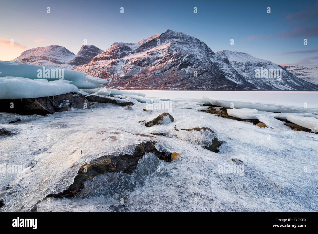 Flood mountain hi-res stock photography and images - Alamy