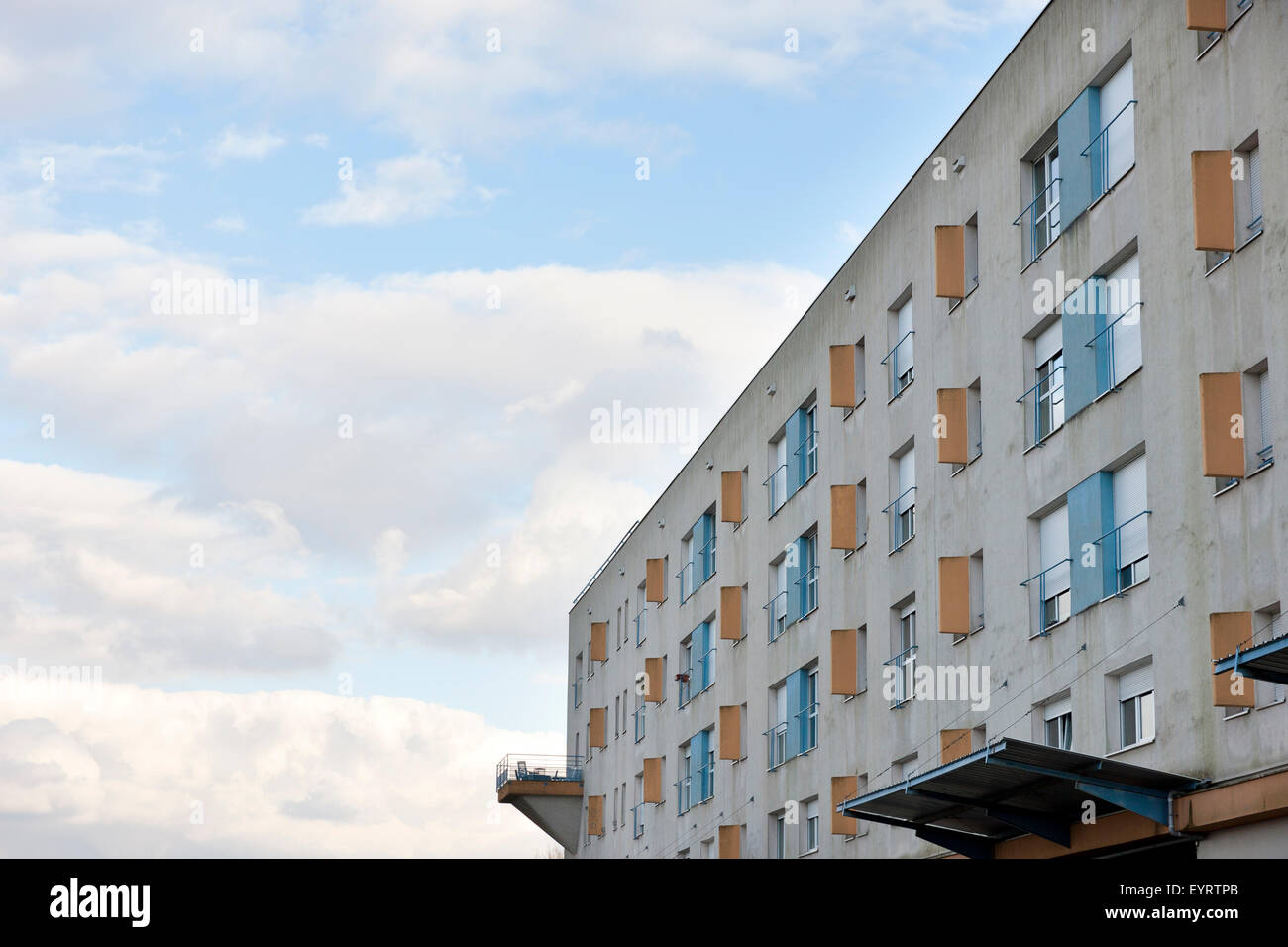 Concrete flats hi-res stock photography and images - Alamy