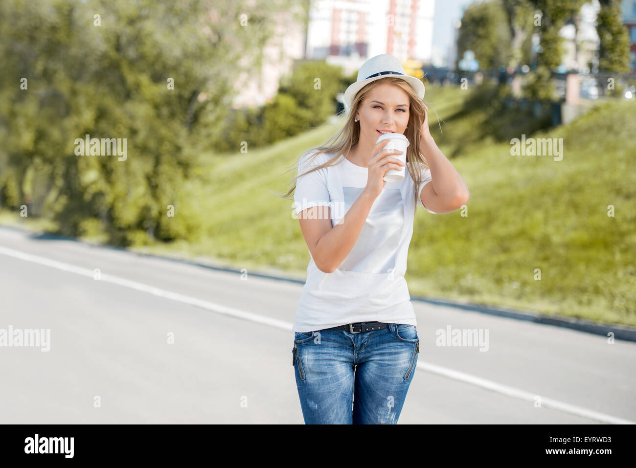 Lunch break walk woman hi-res stock photography and images - Alamy