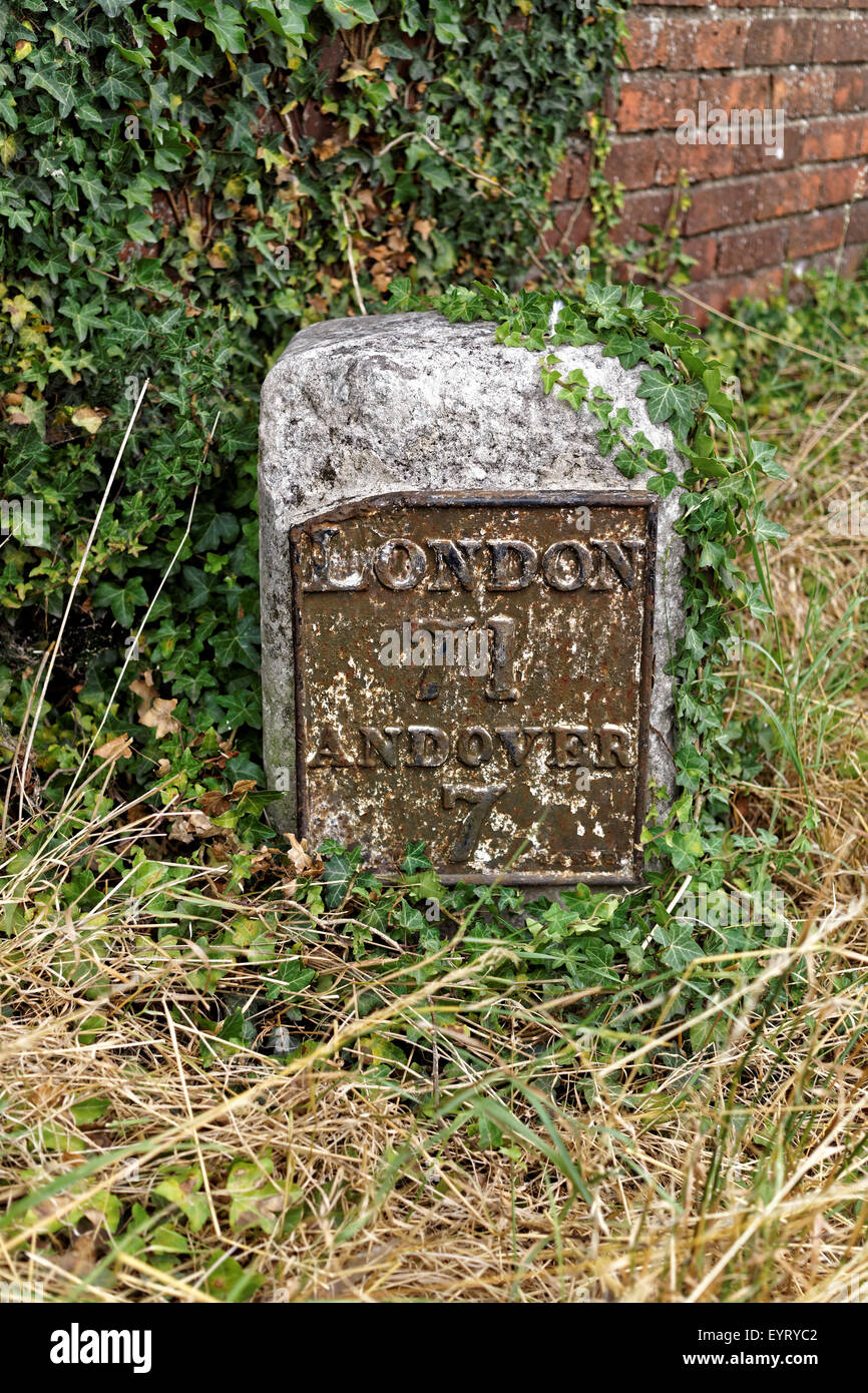 Roadside milestone distance marker hi-res stock photography and images ...