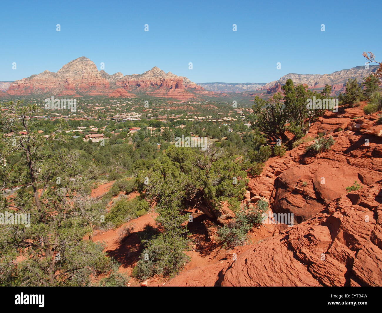 Red rock landscape hi-res stock photography and images - Alamy