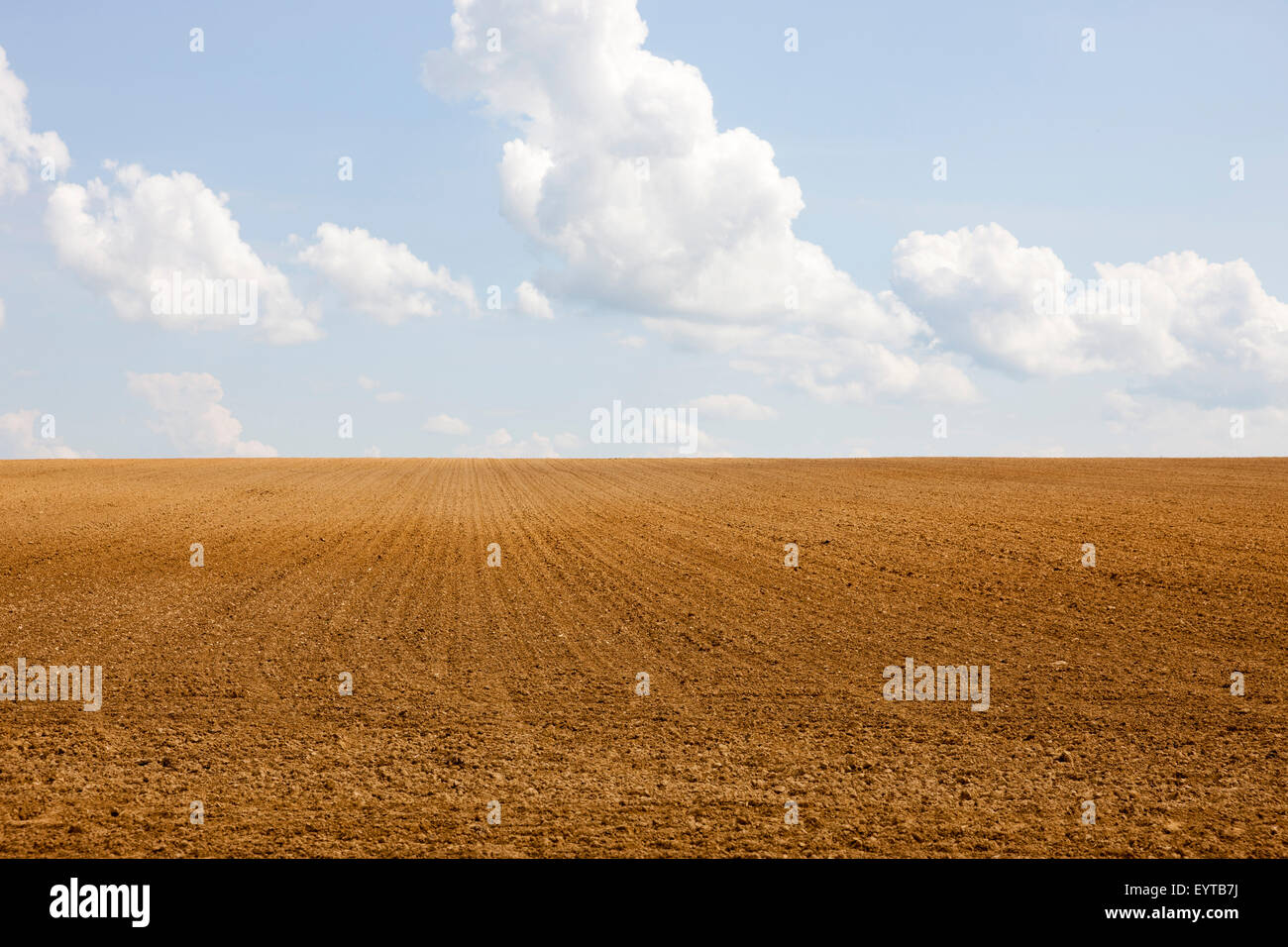Furrowed earth hi-res stock photography and images - Alamy