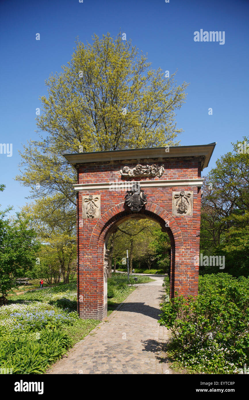 Germany, Hamburg, archway in the big Wallanlagen Stock Photo - Alamy