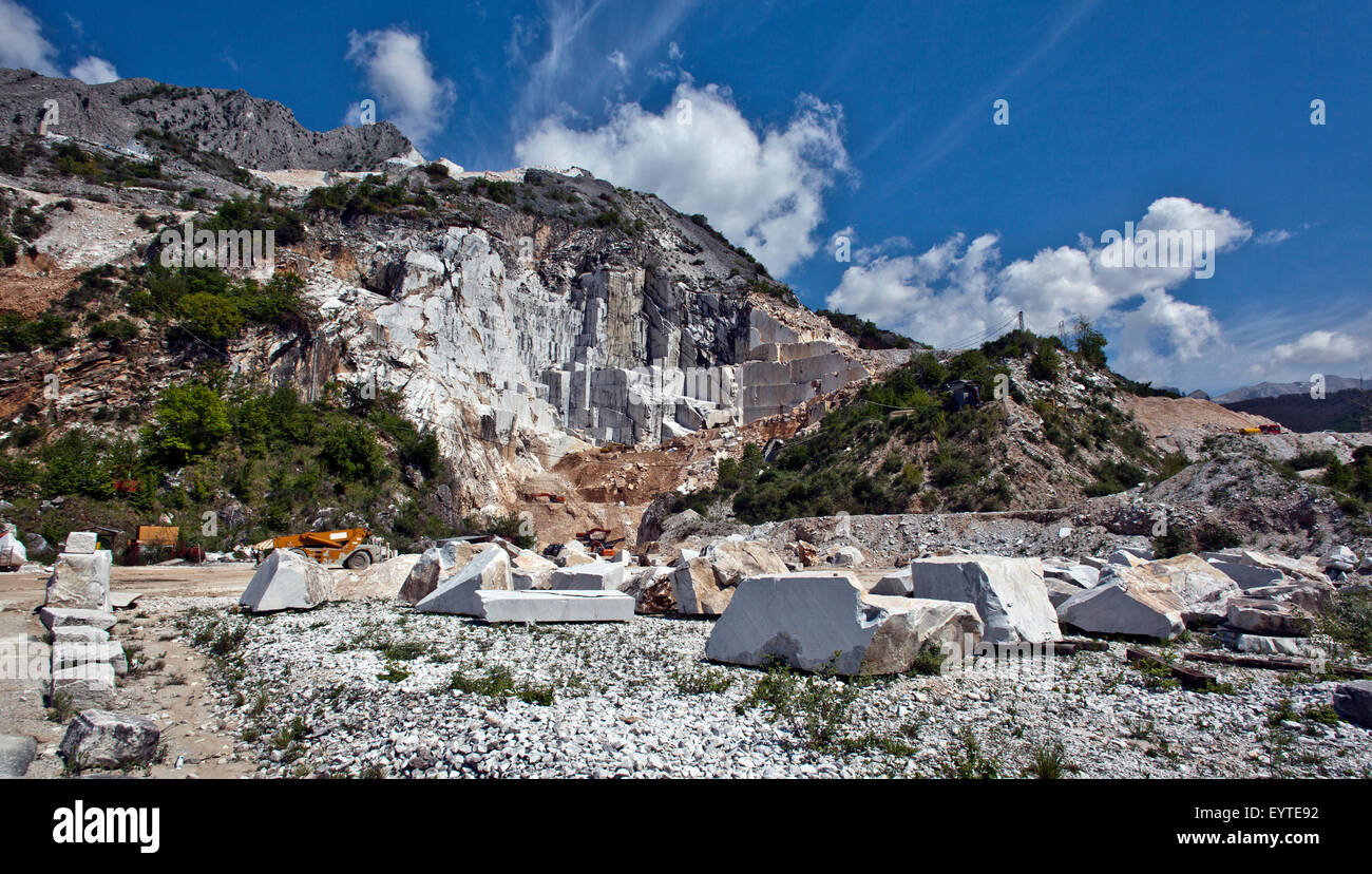 Italy, Carrara, marble quarry Stock Photo - Alamy