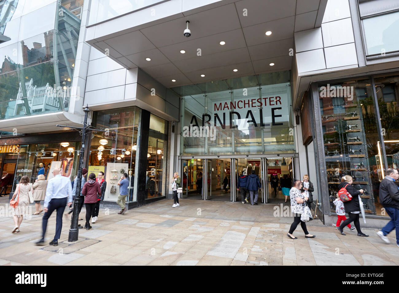 Arndale shopping centre hi-res stock photography and images - Alamy