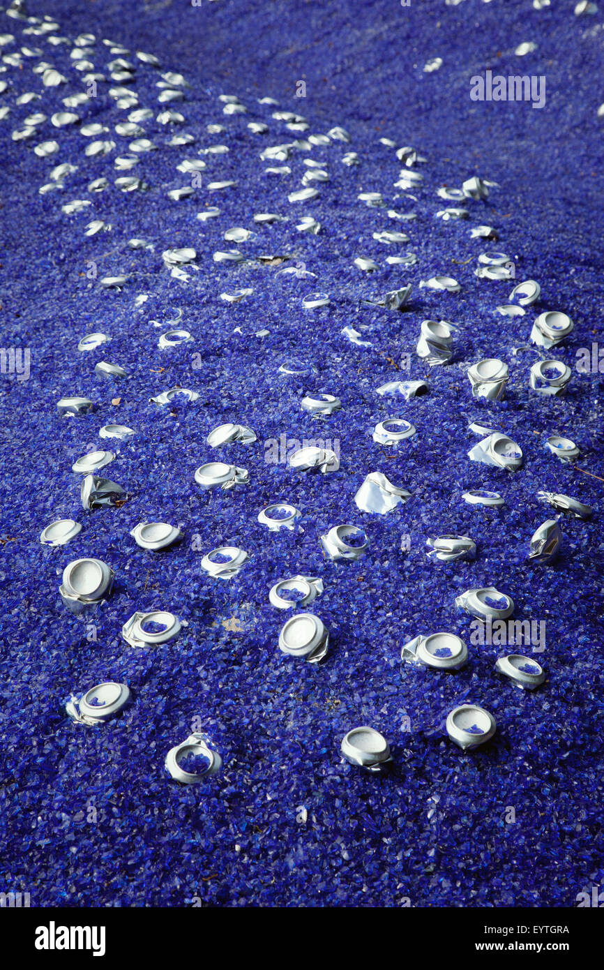 Drinks cans, installation, culture, exhibition Stock Photo - Alamy