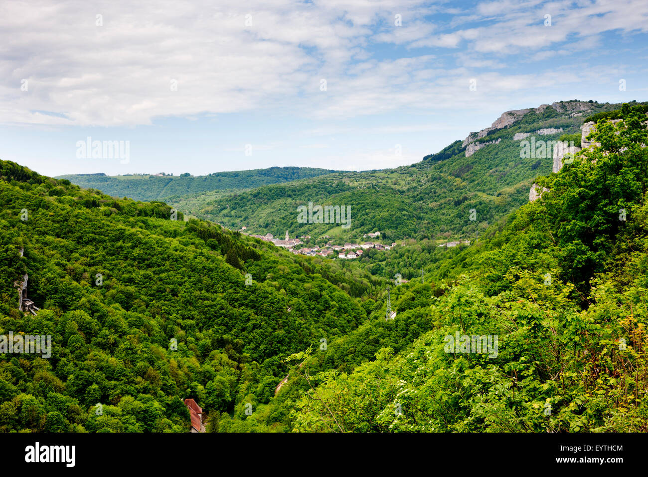 Loue vallee hi-res stock photography and images - Alamy