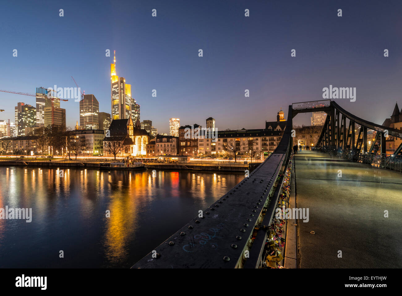 Germany, Frankfurt, Hesse, city centre, iron footbridge, skyline, the ...