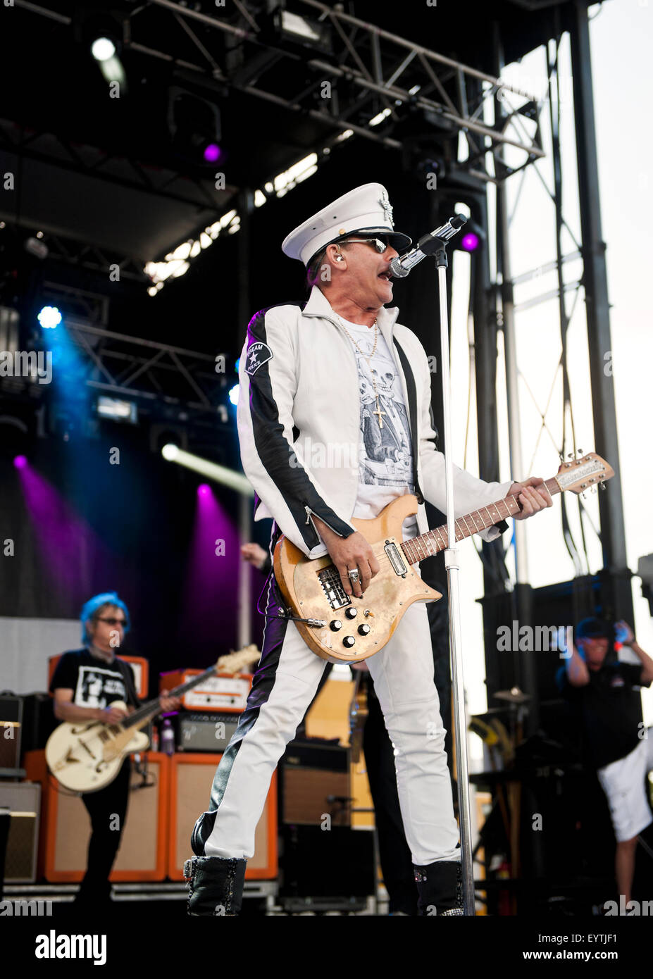 Robin Zander of the rock band Cheap Trick performing at the Carolina ...