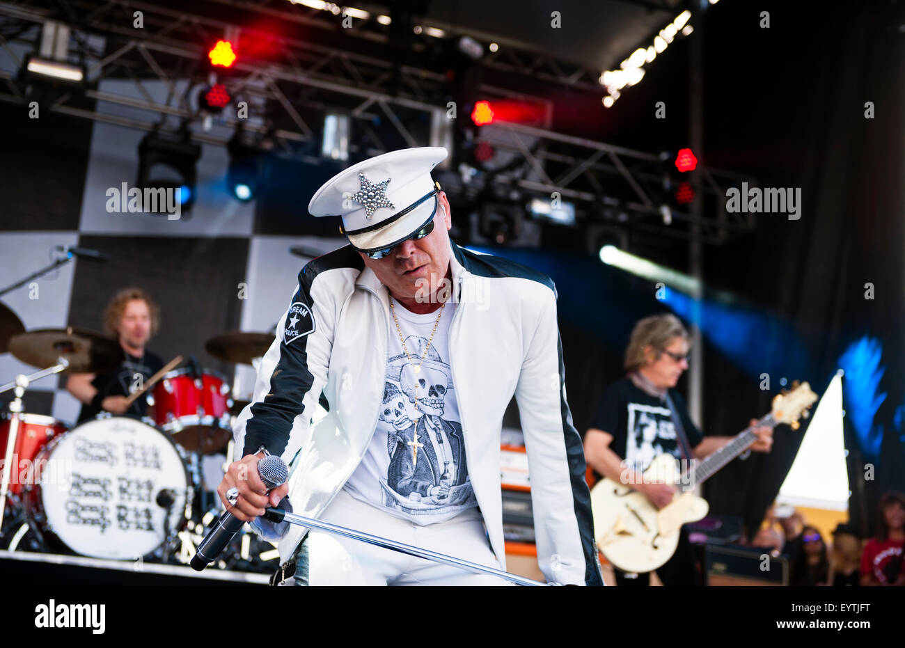 Robin Zander of the rock band Cheap Trick performing at the Carolina ...