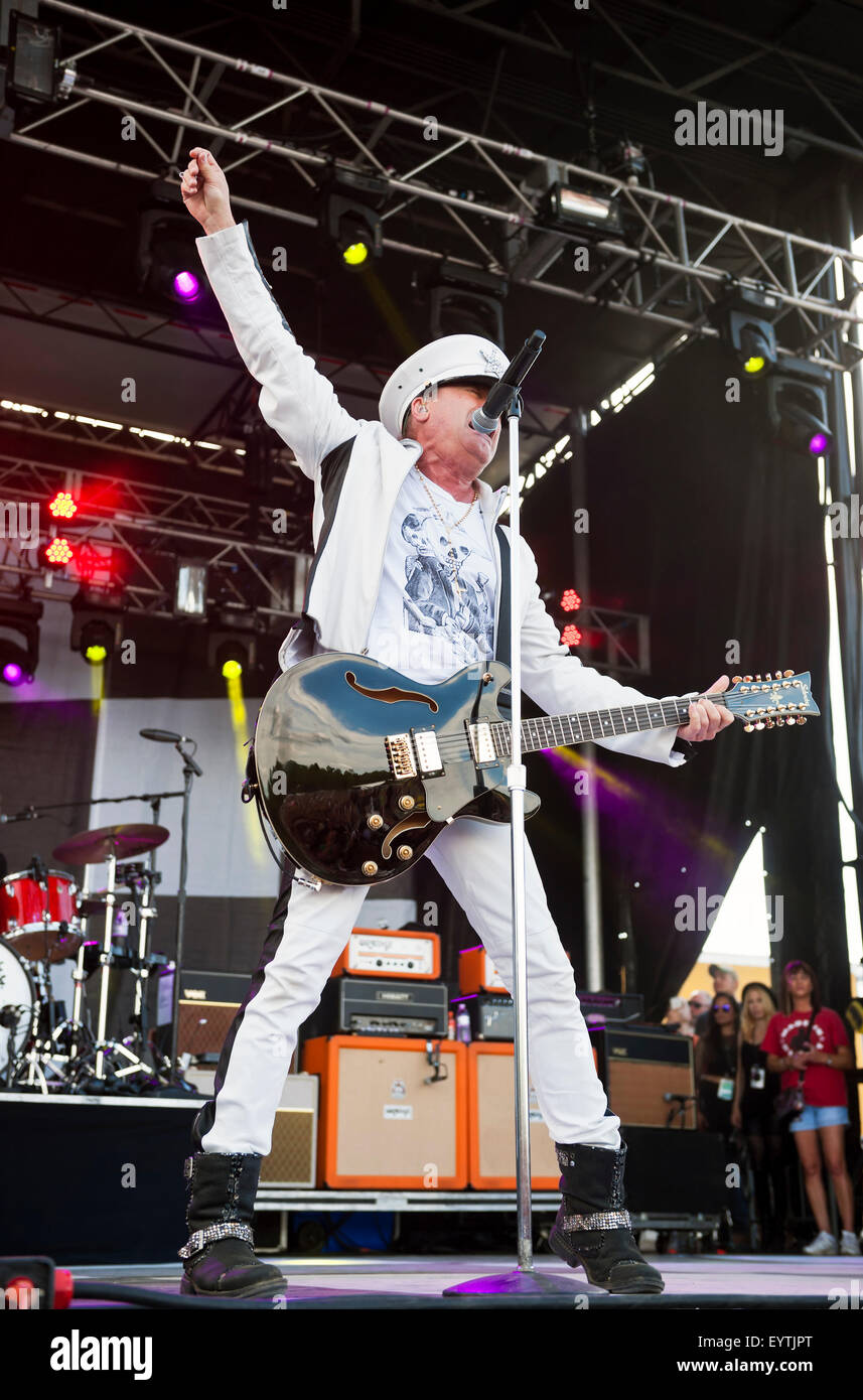Robin Zander of the rock band Cheap Trick performing at the Carolina ...