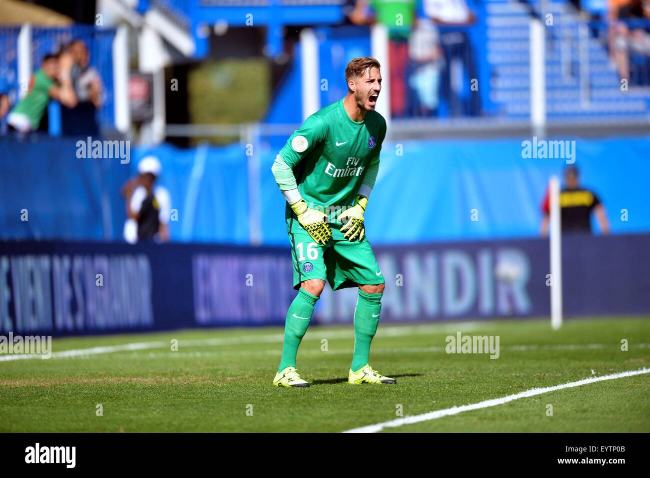 Kevin trapp paris hi-res stock photography and images - Alamy