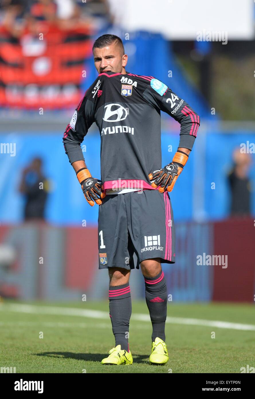 Lyon goalkeeper hi-res stock photography and images - Alamy