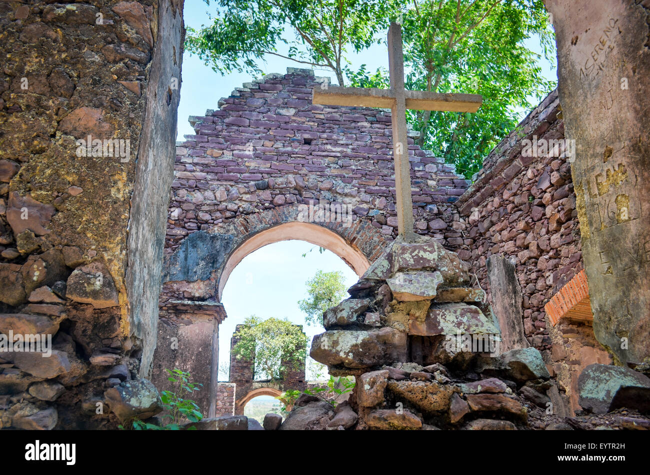 Historic colonial fortress castle hi-res stock photography and images ...
