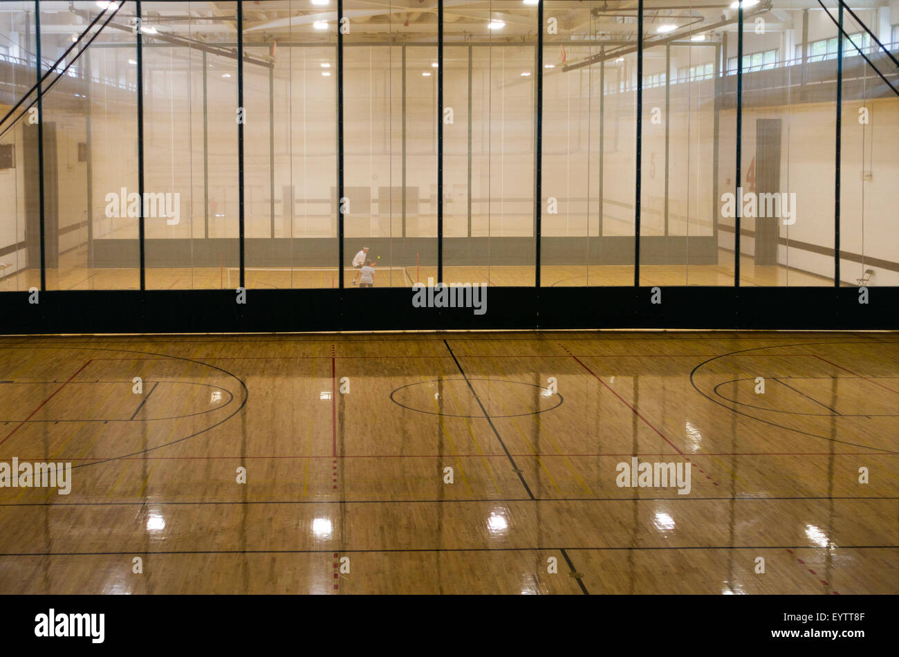 Racquetball building hi-res stock photography and images - Alamy
