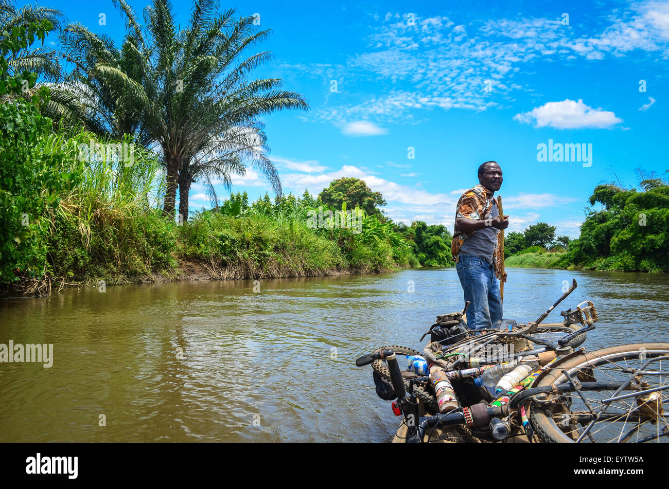 Longanhia river between Mumbondo and Longa Nhia, Angola Stock Photo - Alamy