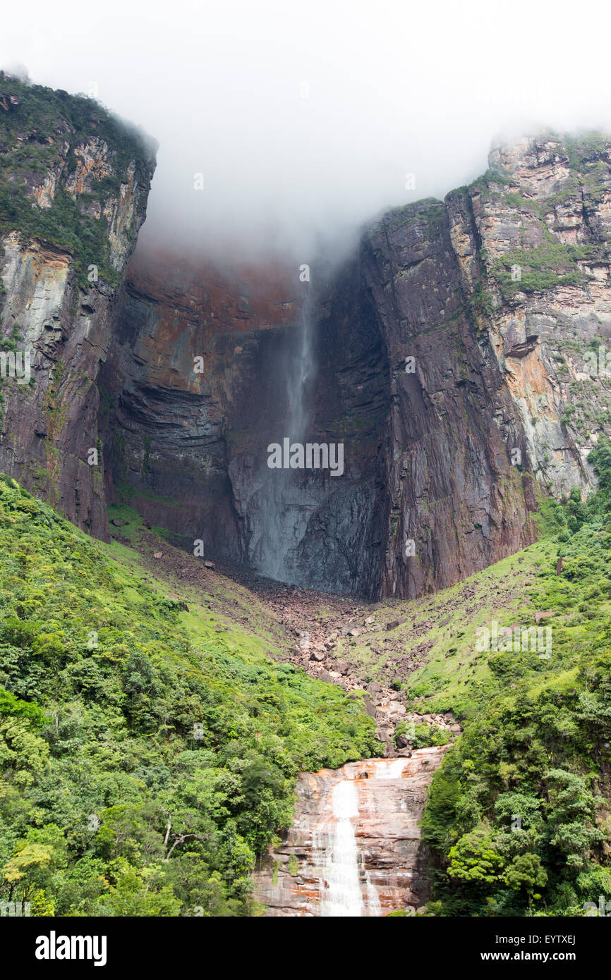 Kerepakupai Vena or Angel Falls, Salto Angel is the worlds highest waterfalls. Bolivar State ...