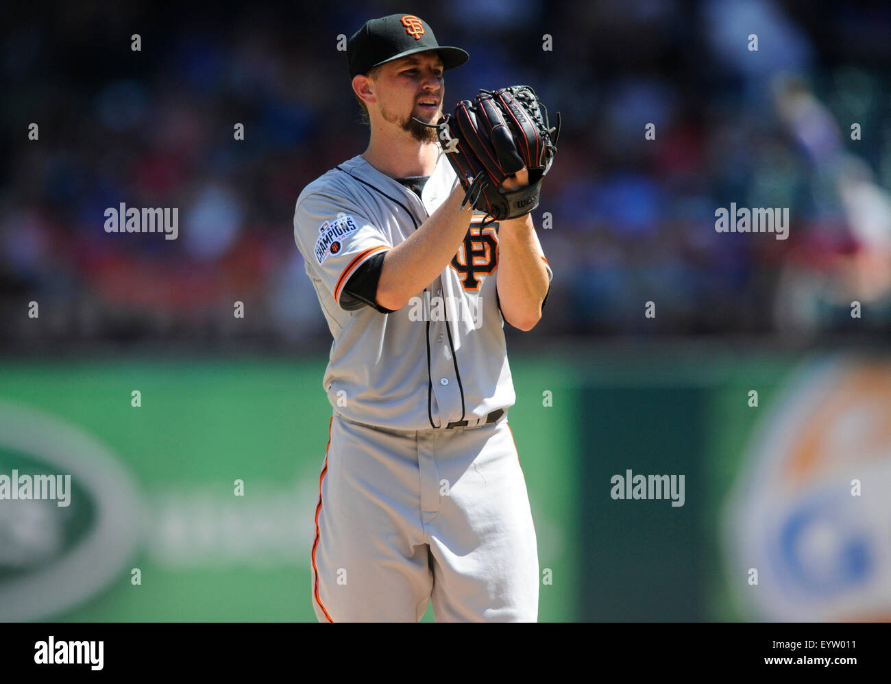 AUG 02, 2015: San Francisco Giants starting pitcher Mike Leake #13 ...