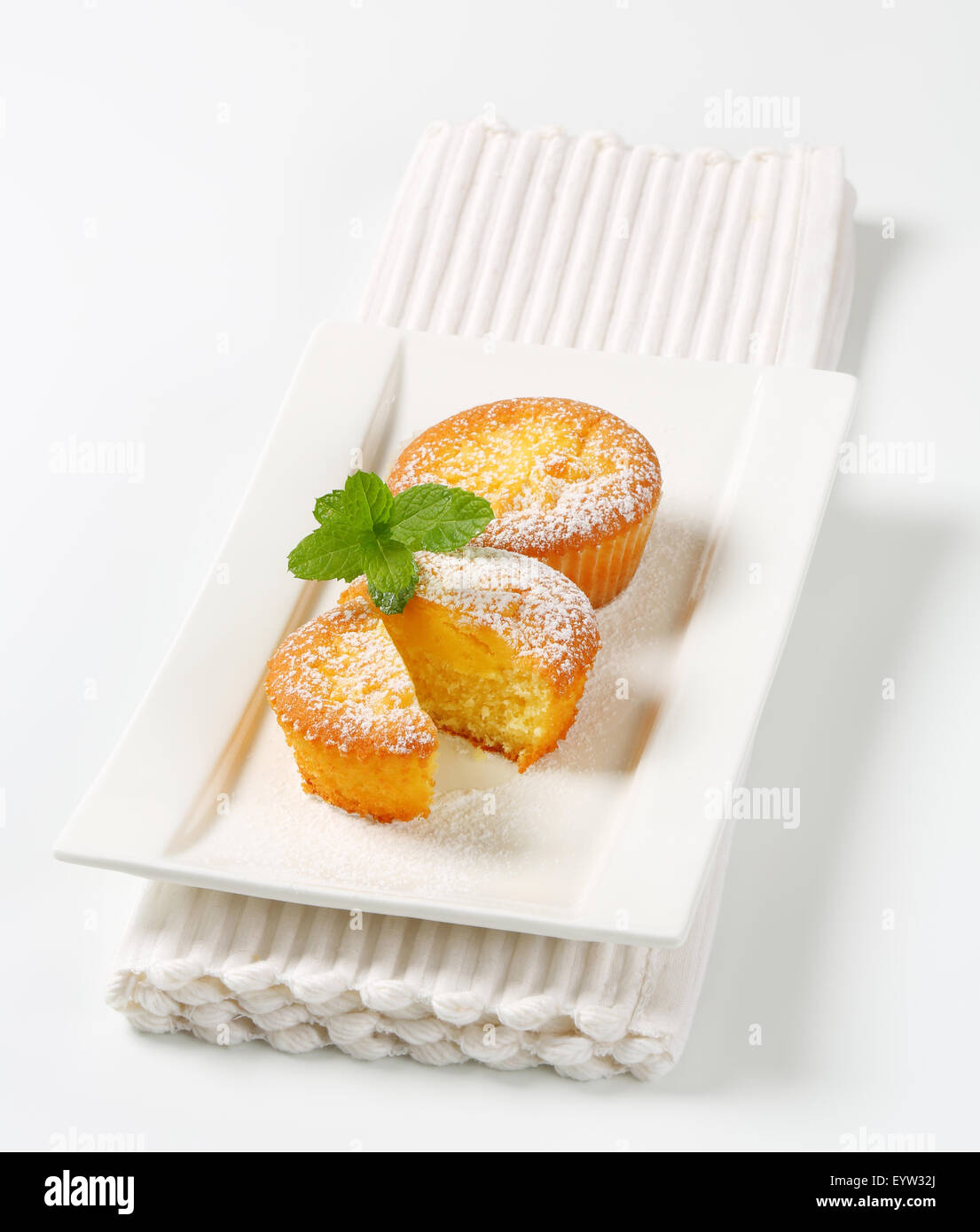 Muffins on plate hi-res stock photography and images - Alamy
