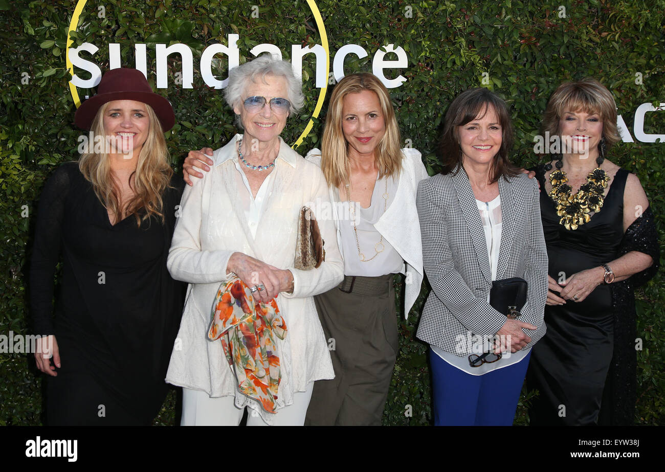 Clare munn and maria bello hi-res stock photography and images - Alamy