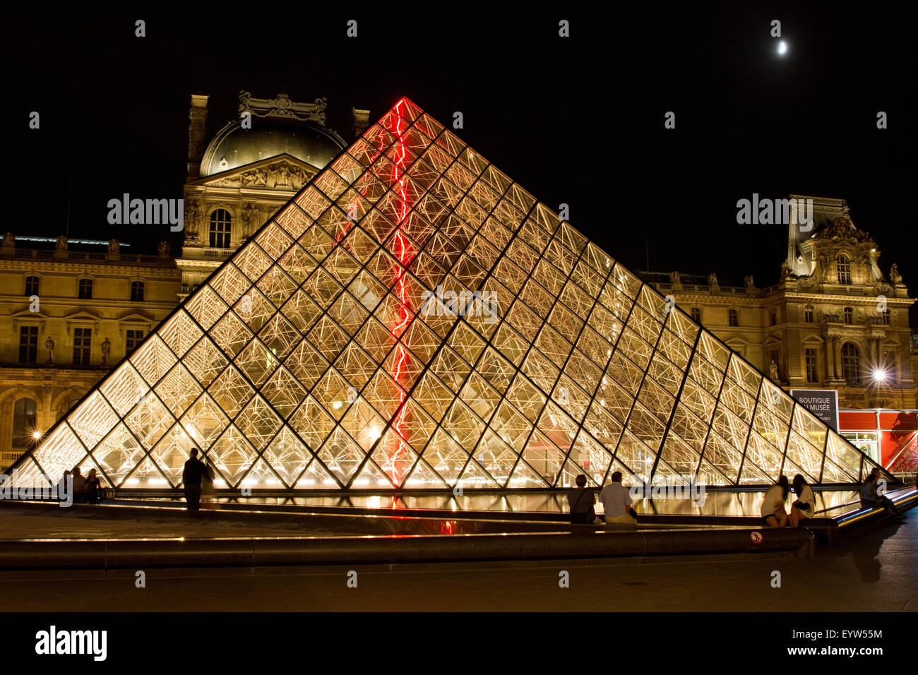 Louvre Pyramid (Pyramide du Louvre) at night with Pavillon Denon and ...