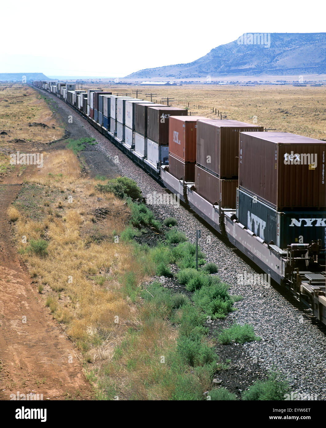 Double stacked containers hi-res stock photography and images - Alamy
