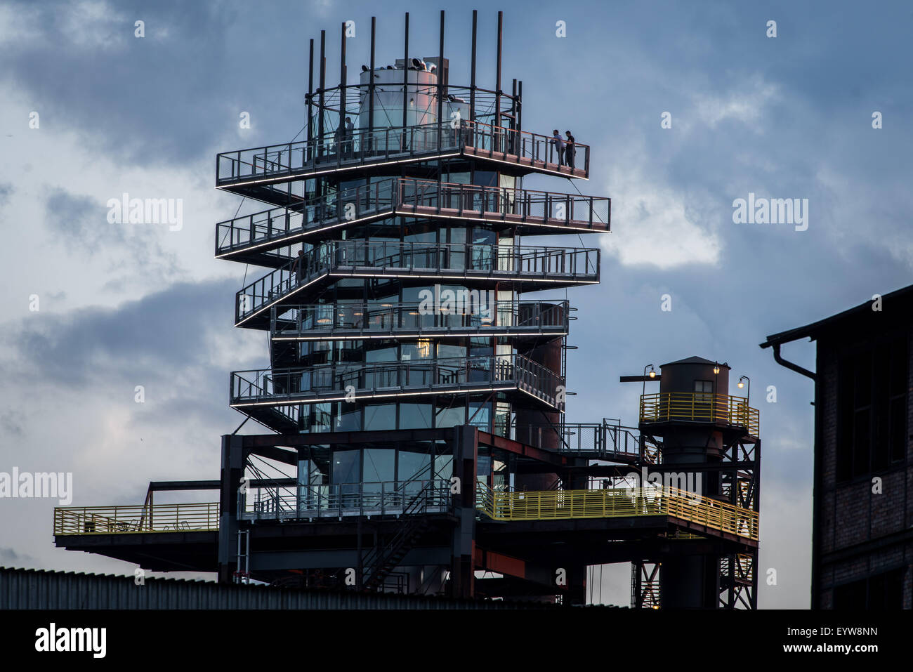 Bolt tower hi-res stock photography and images - Alamy